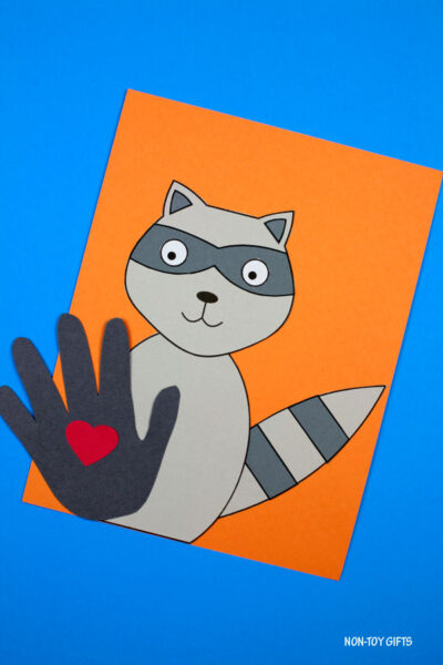 The Kissing Hand Handprint Craft For Back To School - Non-Toy Gifts