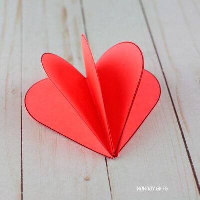 3D Heart Bear Craft For Valentine's Day - Non-Toy Gifts