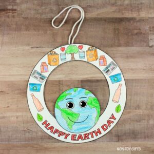 Earth Day Wreath with Template - Non-Toy Gifts