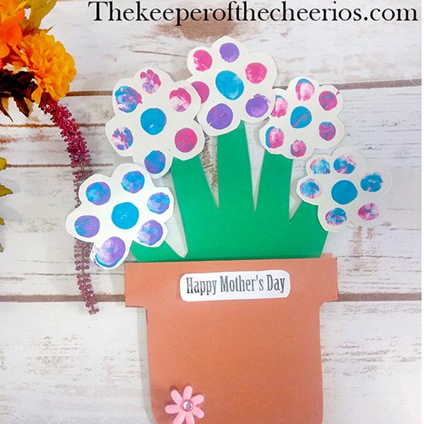 15 Mother's Day Handprint Cards Kids Can Make For Mom - Non-Toy Gifts