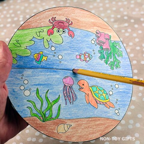 Under The Sea Spinner Craft For Kids With PRINTABLE - Non-Toy Gifts